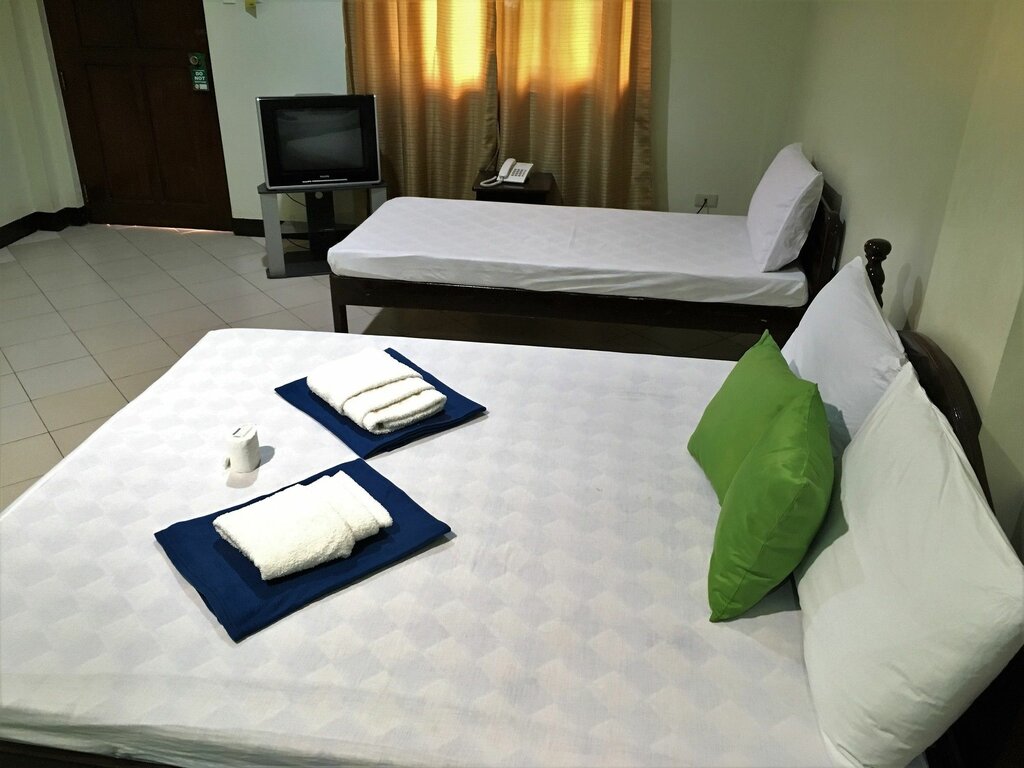 Otel Royal Crown Inn, Puerto Princess, foto