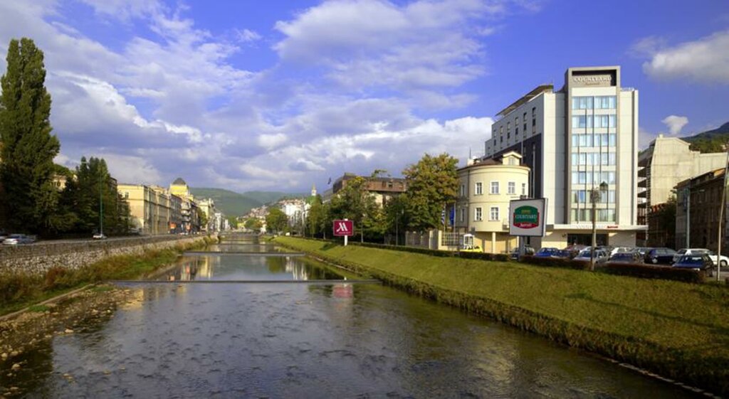 Otel Courtyard by Marriott Sarajevo, Saraybosna, foto