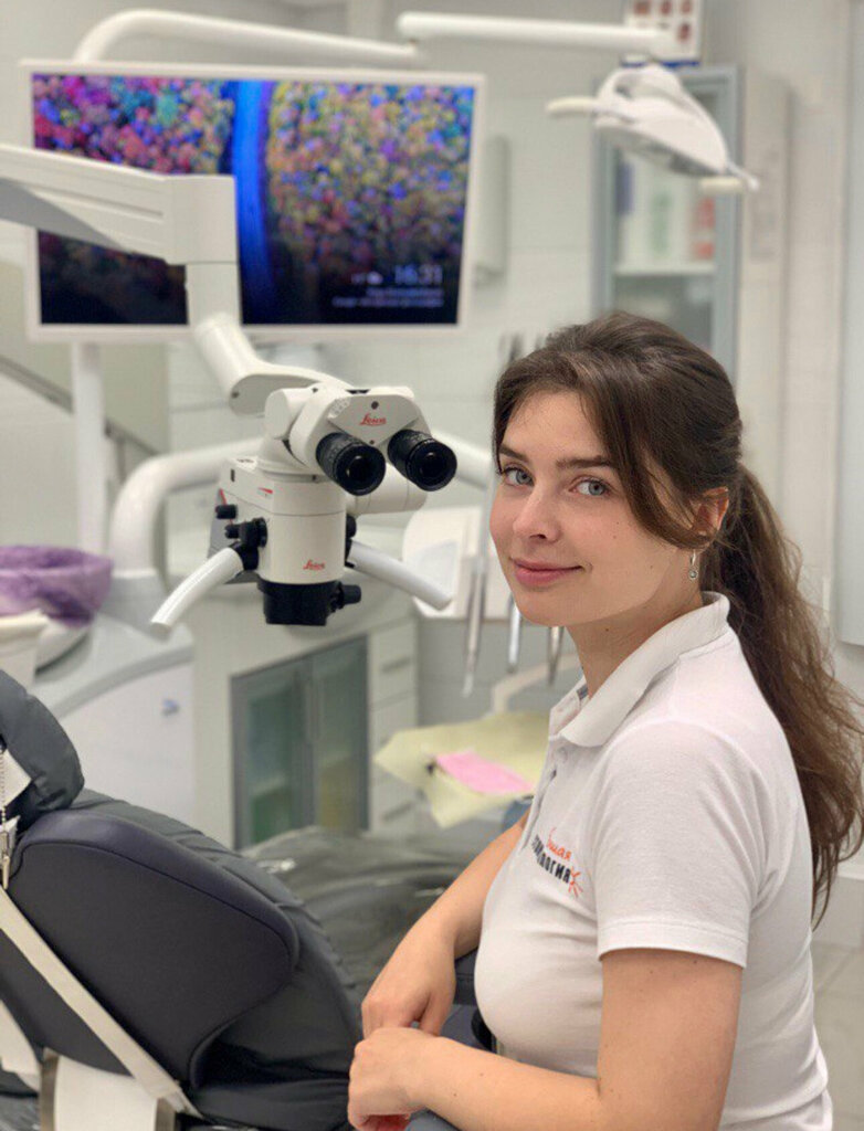 Özel ağız ve diş sağlığı klinikleri ve muayenehaneleri Stomakon, Saint‑Petersburg, foto