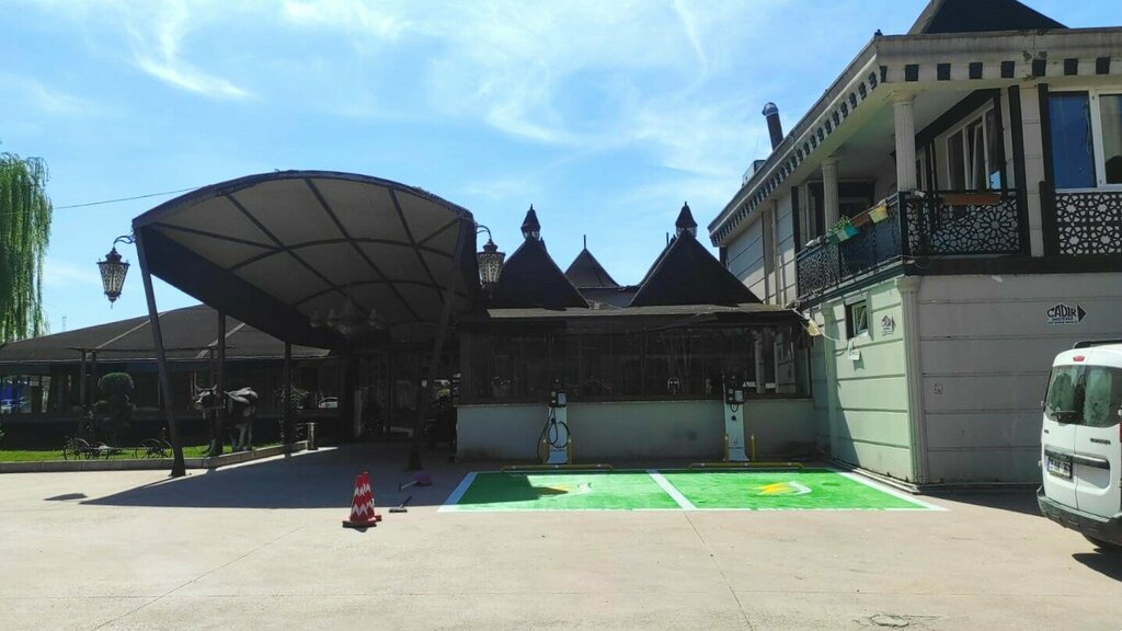 Elektrikli oto şarj istasyonları Bölgem Mobilite, İzmit, foto