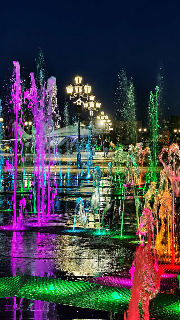 Çeşme Fountain, Nevinnomissk, foto