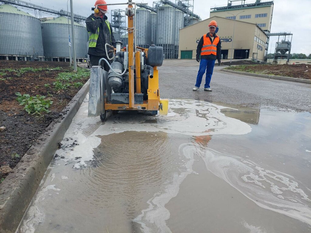i̇nşaat ekipmanı kiralama ФибобиС, Brest, foto
