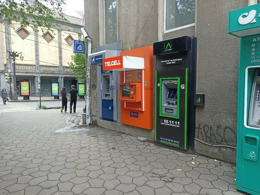 Ödeme terminali Telcell, Erivan, foto