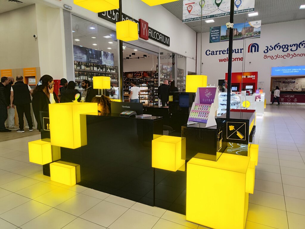Elektronik sigara satış noktaları Vaporia, Tiflis, foto