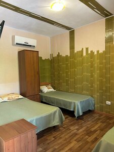 Blue Whale Hotel (Nikolayevskaya ulitsa No:2/2), otel  Yeysk'ten