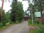 Крест Всем от века почившим (St. Petersburg, Sestroretsk, istoricheskiy rayon Tarkhovka), şapel, haç anıtı  Sestroretsk'ten