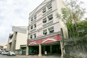 Oyo 406 Royal Parc Inn & Suites (National Capital Region, Quezon City), otel  Quezon Şehri'nden