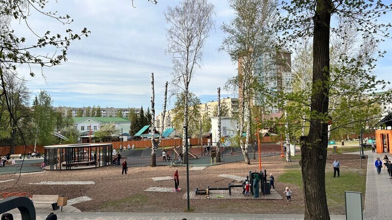 Oyun alanı Playground, Ufa, foto