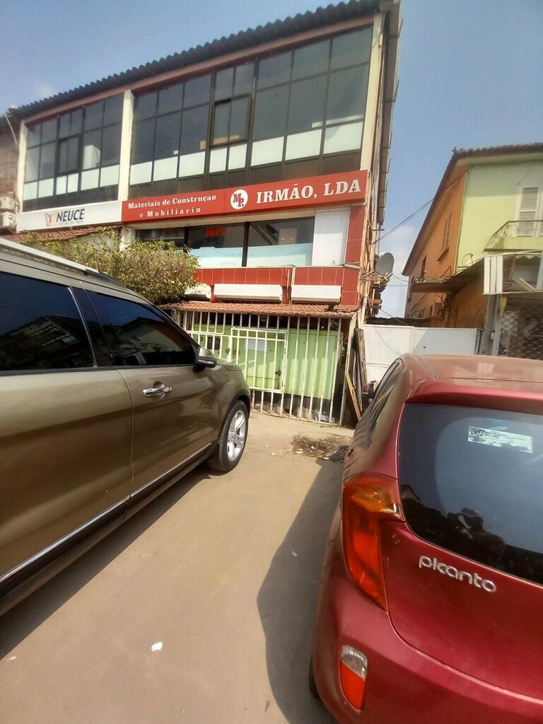 Yapı hipermarketi Irmão lda, Loanda, foto