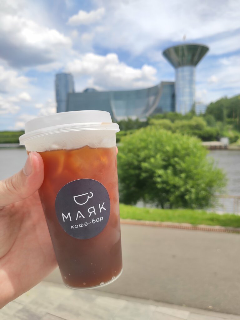 Kahve dükkanları Маяк, Krasnogorsk, foto