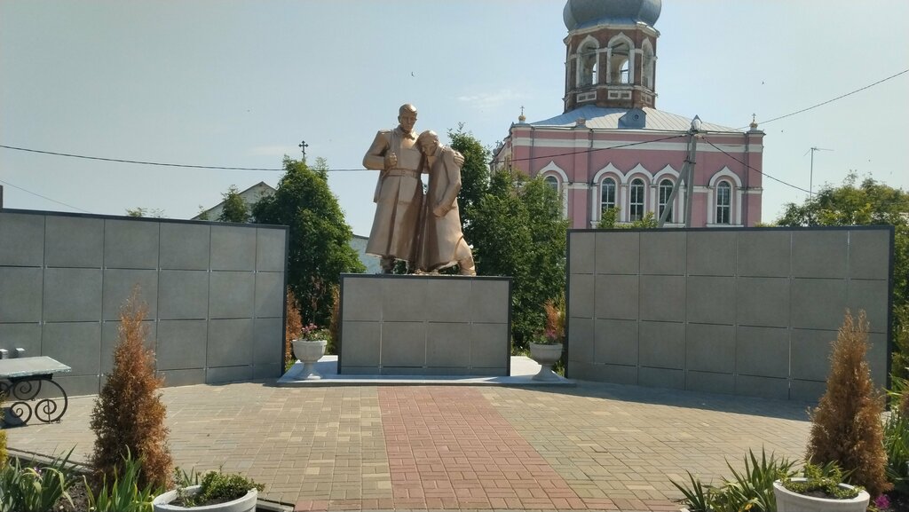 Anıt, heykel Героям-односельчанам, Lipetskaya oblastı, foto