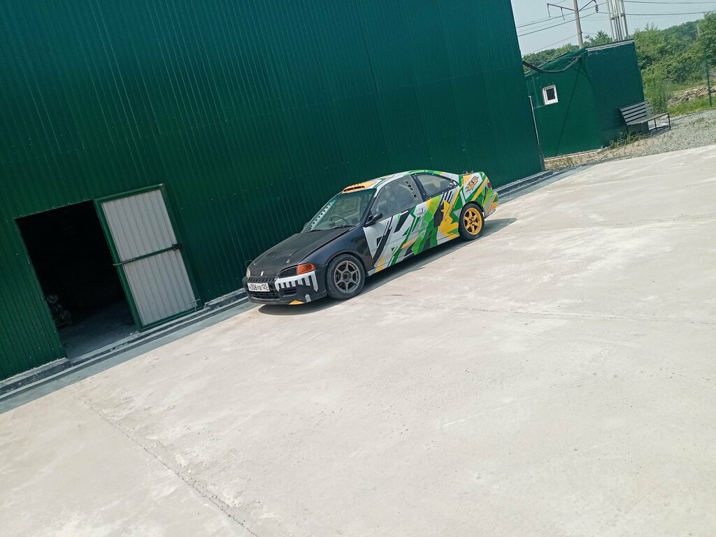 Otomobil yedek parçaları Ajs, Primoriye, foto