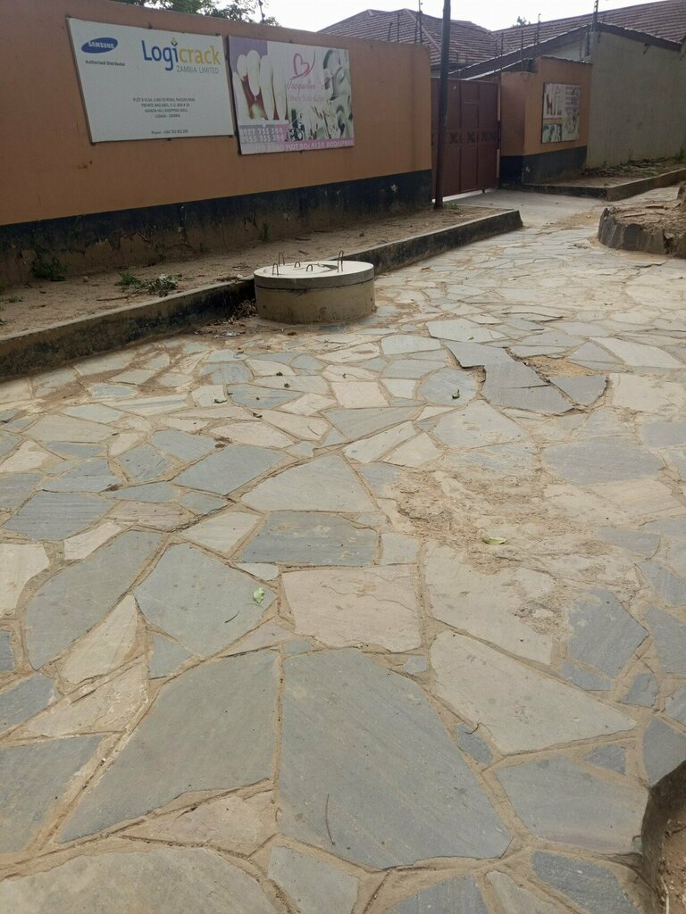 Bilişim firmaları Logicrack, Lusaka, foto