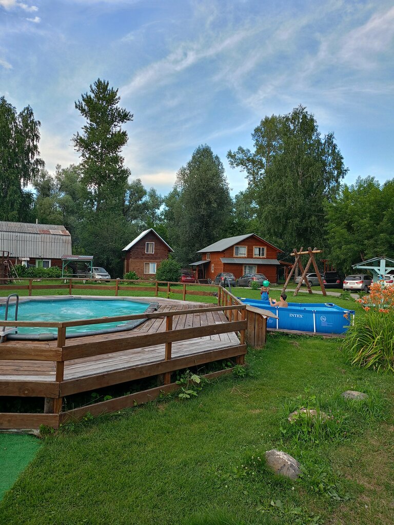Tatil köyleri U ruchya, baza otdykha, Altayski krayı, foto