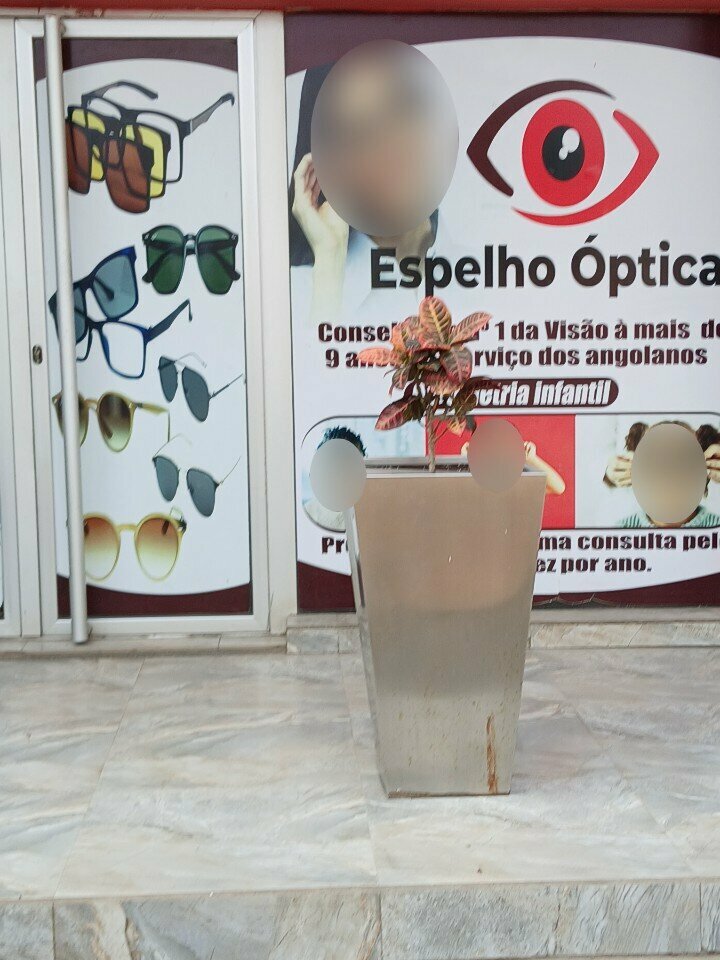 Optik Espelho óptica, Loanda, foto