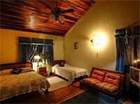 The Cariari Bed and Breakfast (Provincia de San Jose, Canton de Escazu, Distrito de San Antonio), otel  Heredia'dan