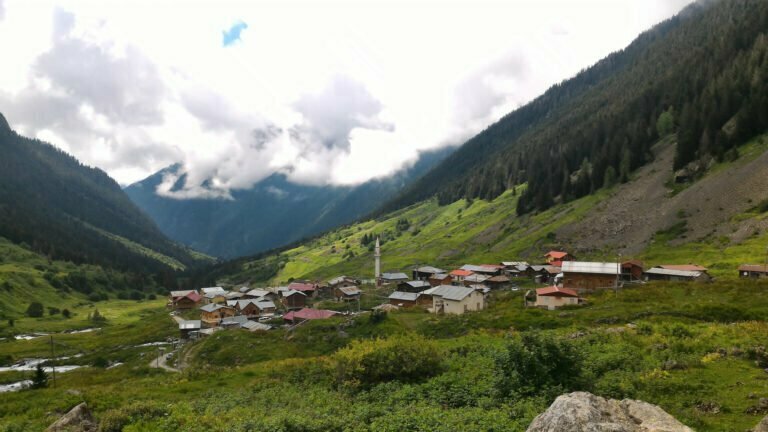 Dağ zirvesi Verçenik Yaylası, Çamlıhemşin, foto