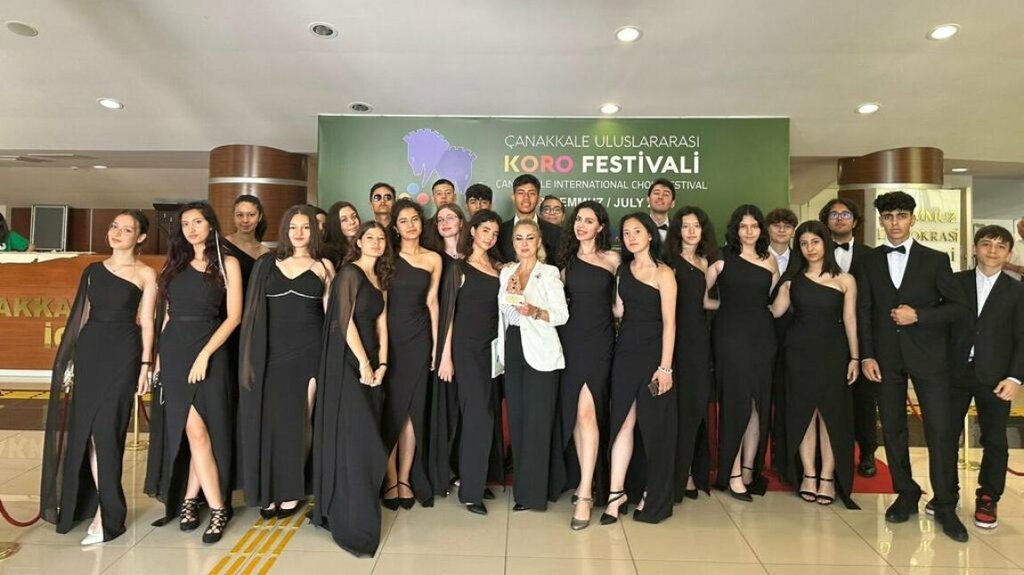 Lise Manisa Güzel Sanatlar Lisesi, Manisa, foto
