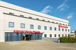 Ramada Airport Hotel Prague (K Letišti No:1067/25a), otel  Prag'dan
