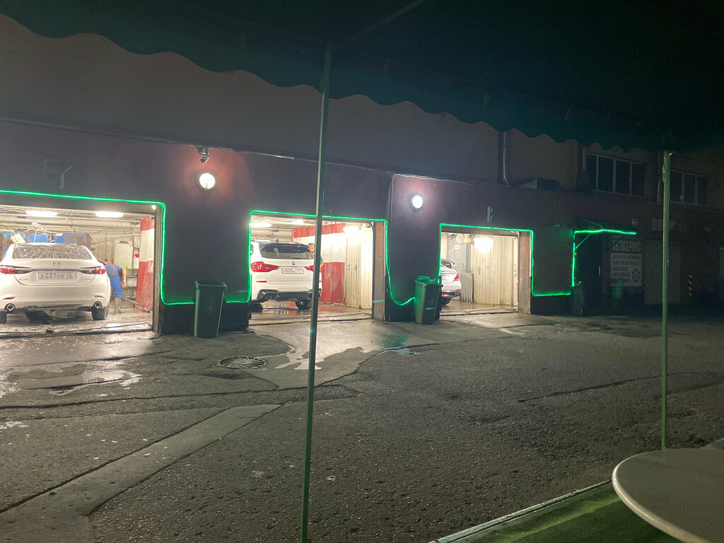 Araç camlarının renklendirilmesi Tsentr tonirovaniya, Moskova, foto