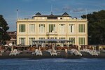 Suite Hotel Nettuno (Piazza Francesco Bo No:24, Casarza Ligure), otel  Ligurya'dan