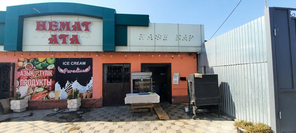 Fast food The point of sale of grilled chickens, Çimkent (Şımkent), foto
