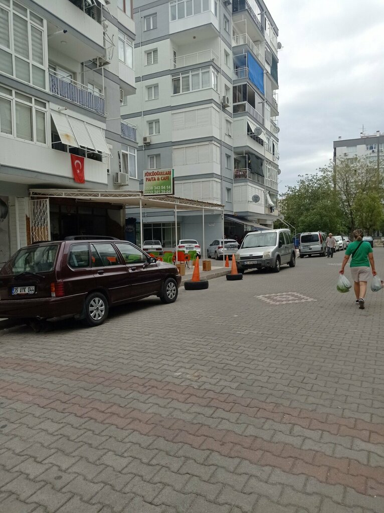 Pasta, şekerleme ve tatlı Sütçüoğulları Pasta & Cafe, İzmir, foto