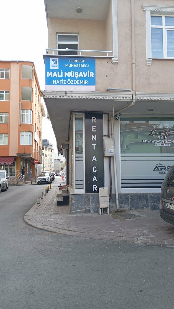 Gazete ve dergiler Mavi Beyaz Medya Grup, İstanbul, foto