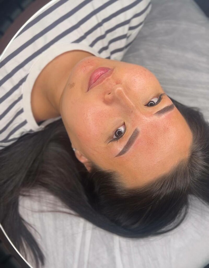 Kalıcı makyaj stüdyosu Perma Make, Saint‑Petersburg, foto