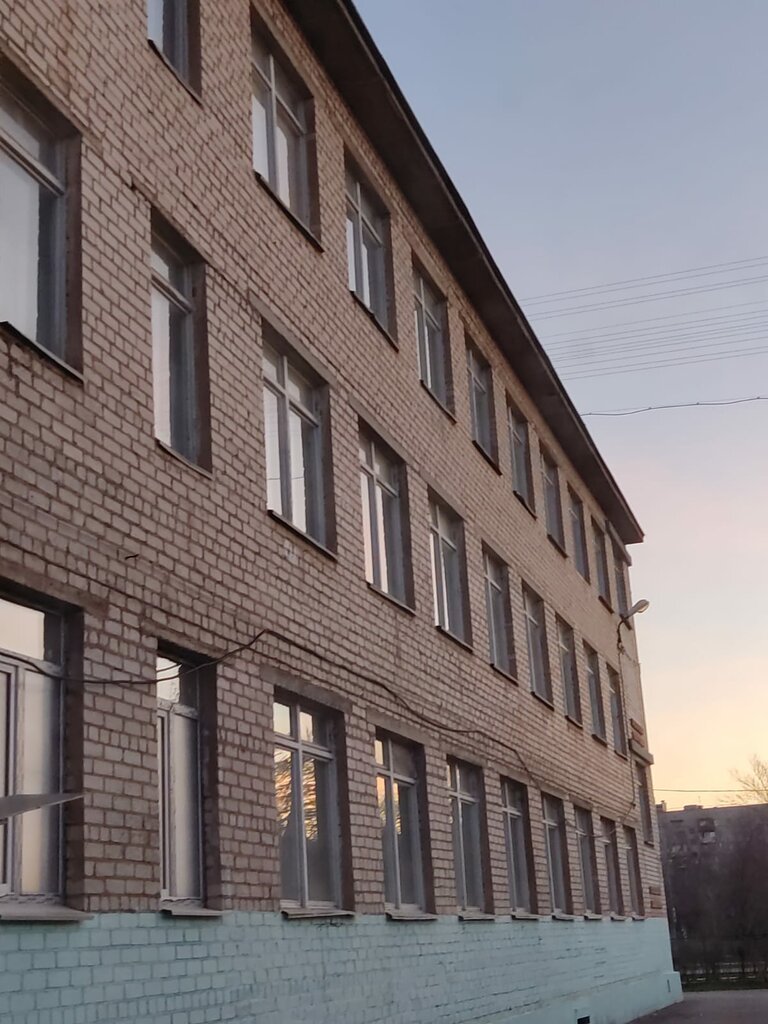 Ortaokul Средняя школа № 19, корпус № 1, Voljski, foto