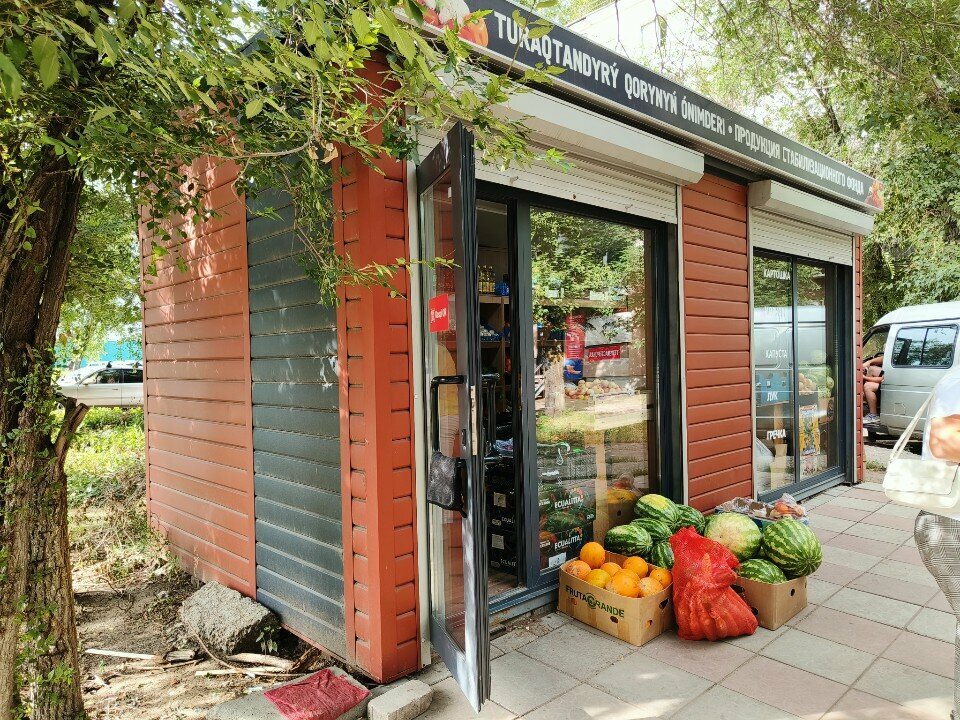 Manavlar Fruits and Vegetables Kiosk, Öskemen (Ust‑Kamenogorsk), foto