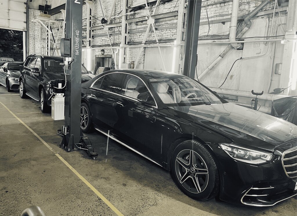 Otomobil servisi MB Yuzhny, Saint‑Petersburg, foto