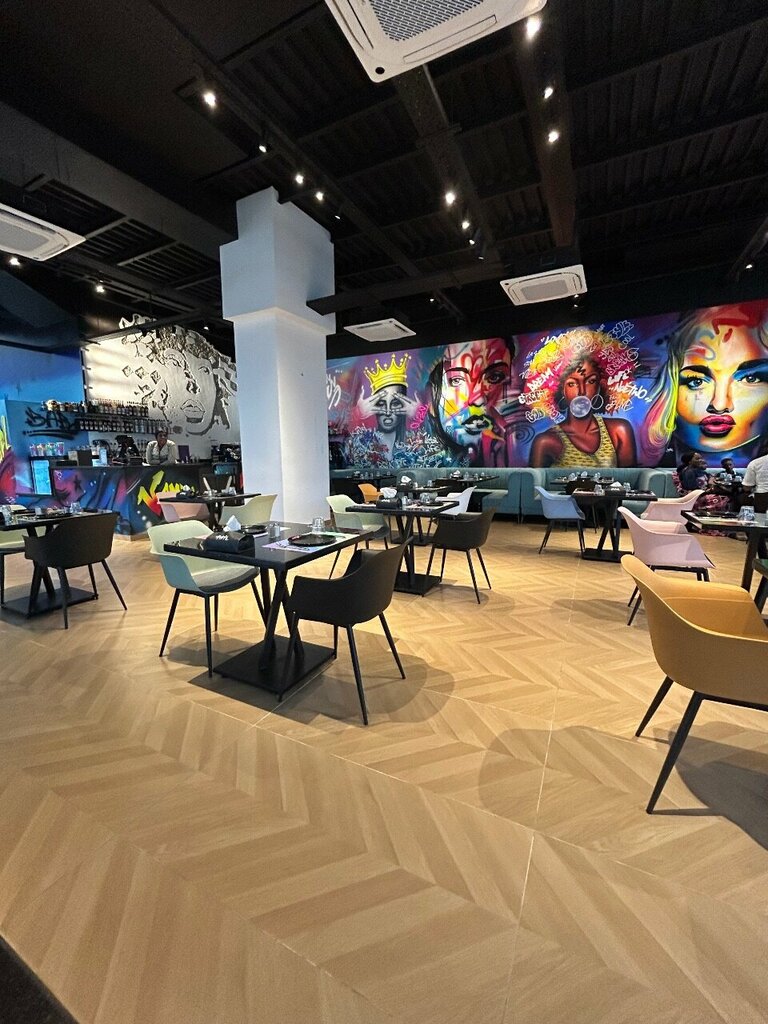 Restoran Vandal Plaza, Abican, foto
