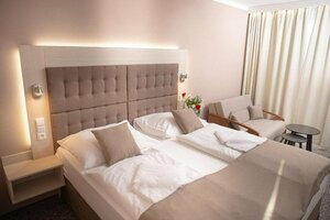 Wellness Hotel Astra (Liberecký kraj, Jablonec nad Nisou, Bedrichov), otel  Hradec Kralove Bölgesi'den