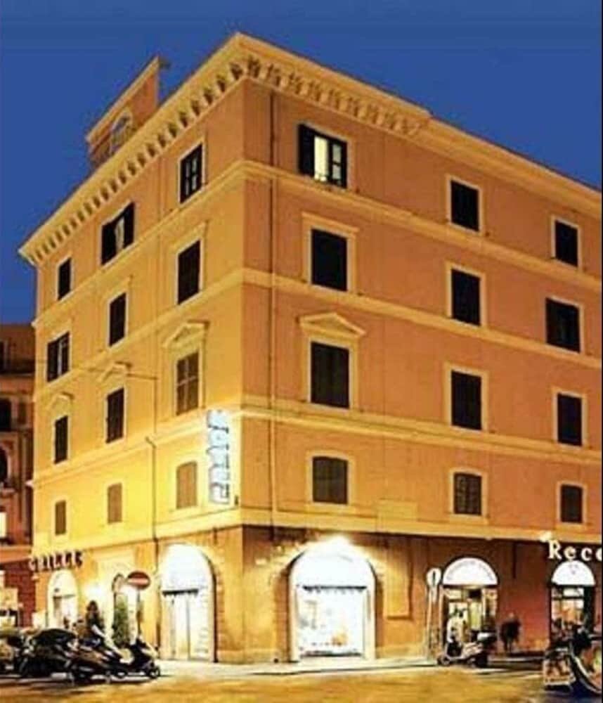 Otel Lirico, Roma, foto