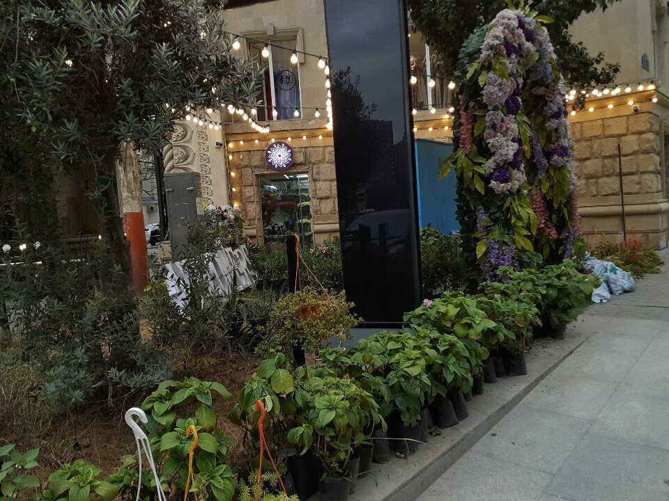Çiçekçiler Az Flowers, Bakü, foto