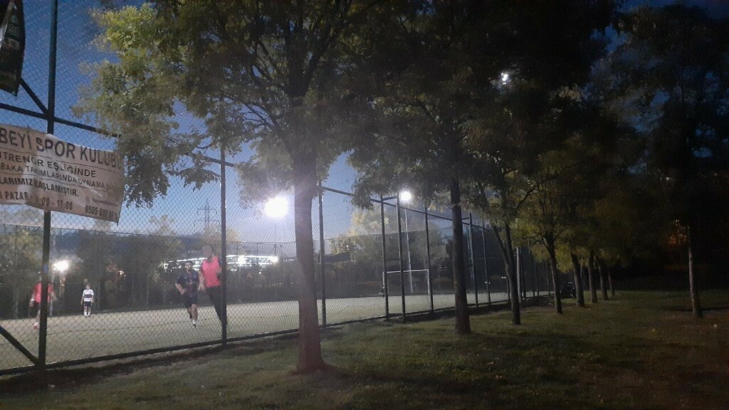 Spor tesisi Harikalar Diyarı Halı Saha, Ankara, foto