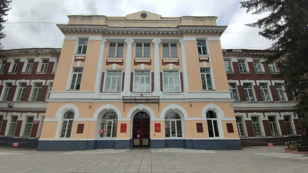 Hayvanat bahçesi merkezi Klub Lyubitelskogo Sobakovodstva V Novosibirske, Novosibirsk, foto