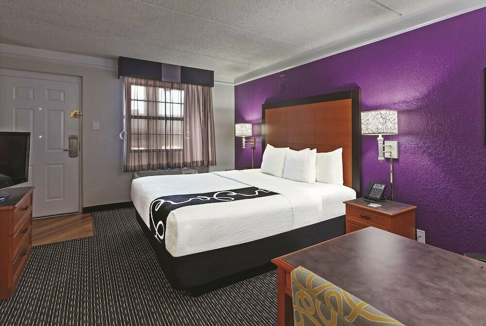 Otel Travelodge by Wyndham Houston Cy-Fair, Texas, foto
