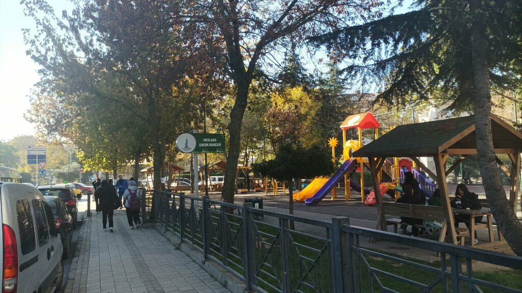 Parklar ve ormanlar Mevlana Çocuk Bahçesi, İstanbul, foto