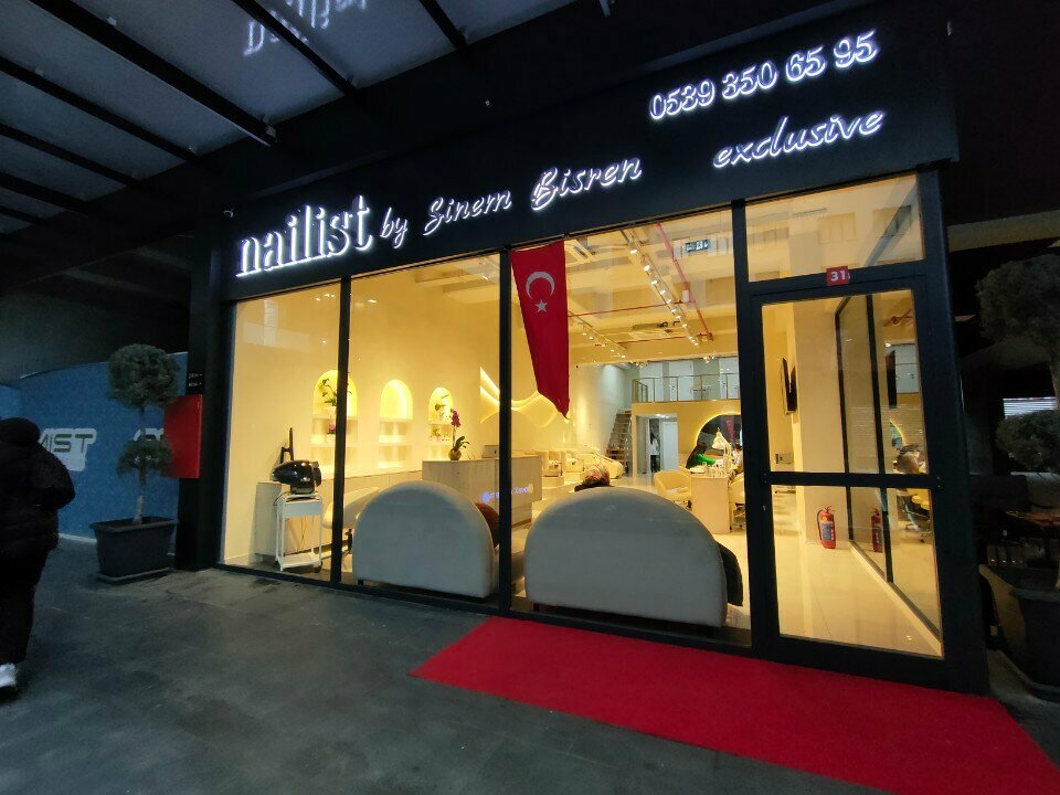 Güzellik salonu Nailist by Sinem Bisren, İstanbul, foto