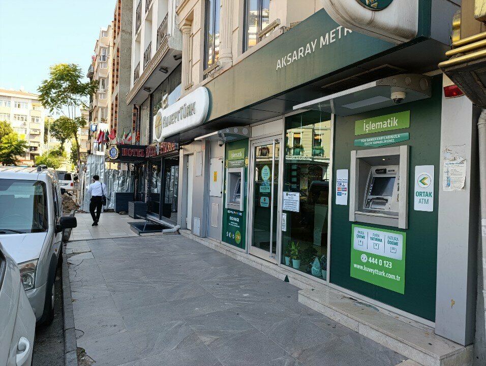 ATM'ler Kuveyt Türk ATM, İstanbul, foto