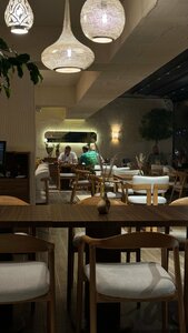 Nomades Cafe & Restaurant (Antalya, Muratpaşa, Şirinyalı Mah., İsmet Gökşen Cad., 47A), restoran  Antalya'dan