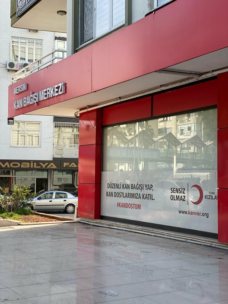 Kan bağışı merkezleri Türk Kızılayı Kan Bağışı Merkezi, Mersin, foto