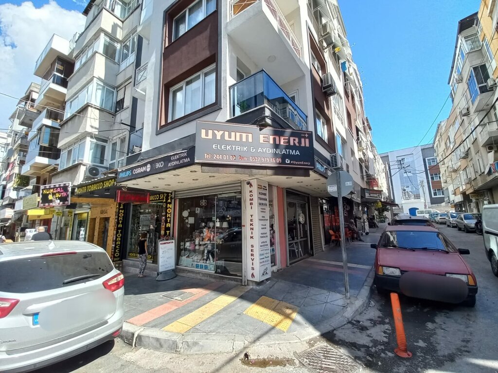 Elektrik ve elektrikli ürün mağazası Uyum Enerji, İzmir, foto