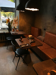 Delo (Kirova Street No:25), kafe  Kaluga'dan