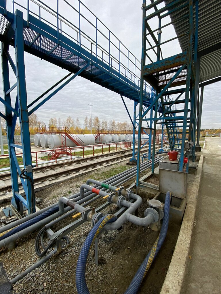 Petrol ve gaz firması Производственный склад, нефтебаза, Yekaterinburg, foto