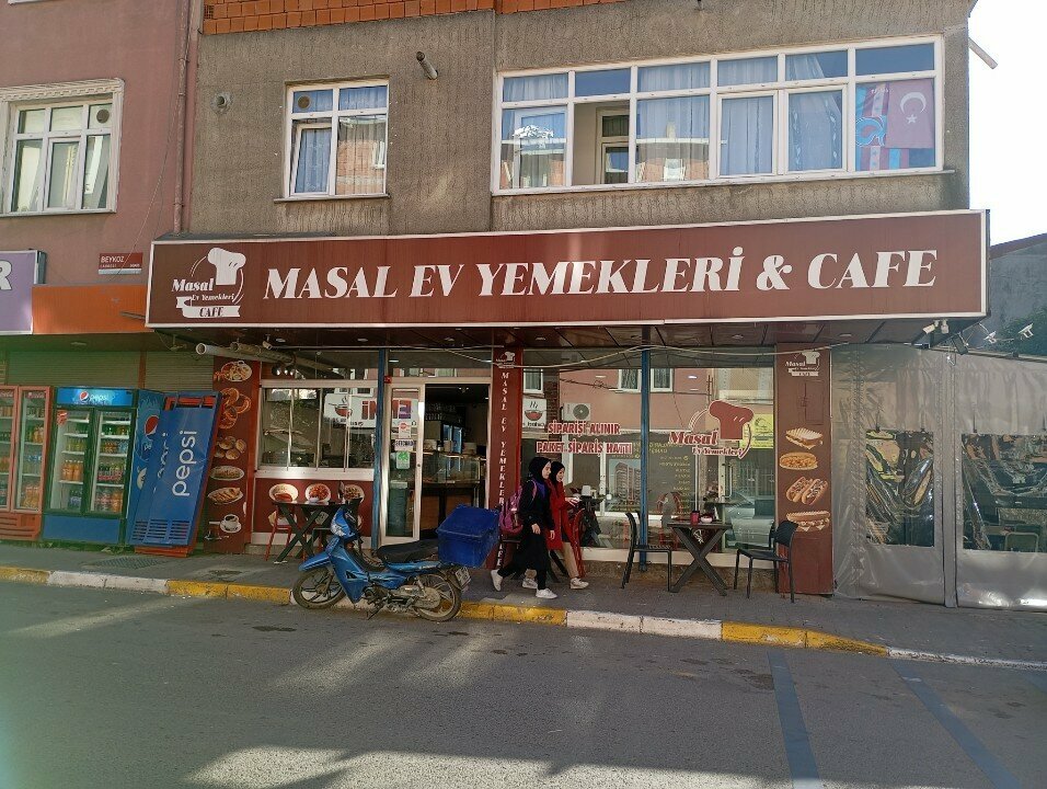 Yemek salonu, gastromarket Masal Ev Yemekleri, İstanbul, foto