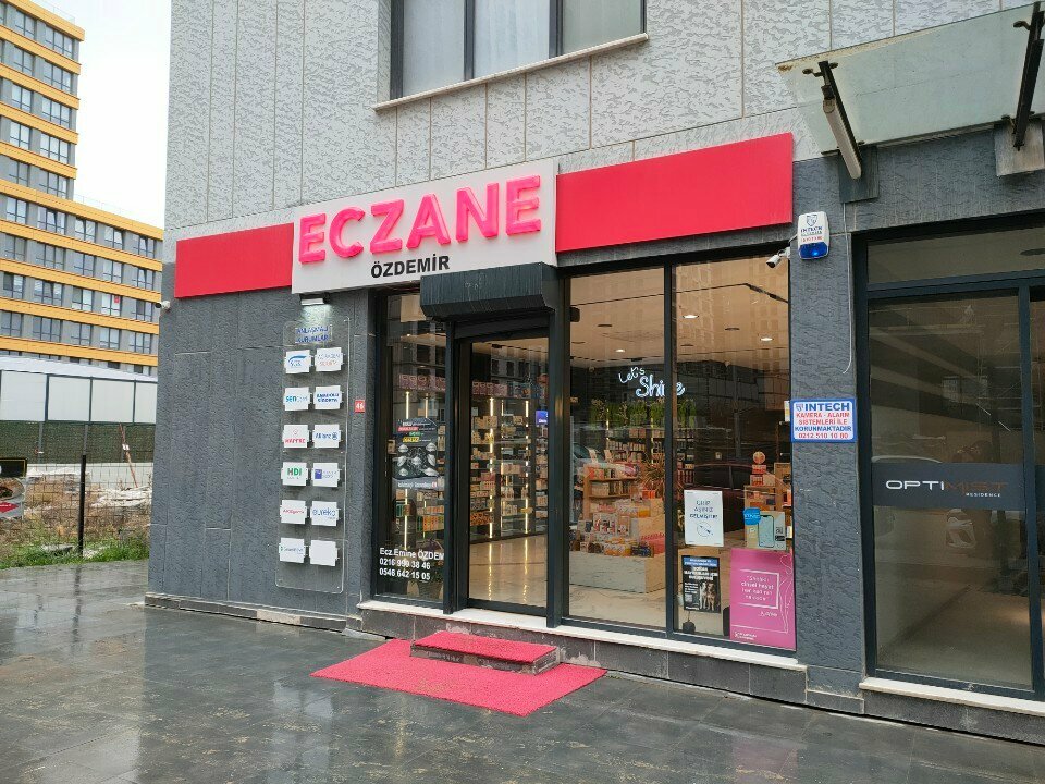 Eczaneler Özdemir Eczanesi, İstanbul, foto