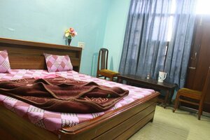 Hotel Arun Palace (Union Territory of Chandigarh, Chandigarh, Junction 42), otel  Çhandigarh'tan